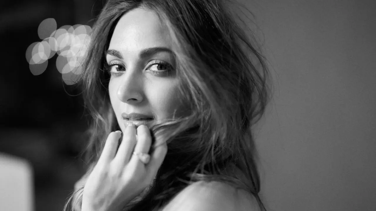 Kiara Advani Biography Age Movies Marriage Mother Husband Name Father And Photos
